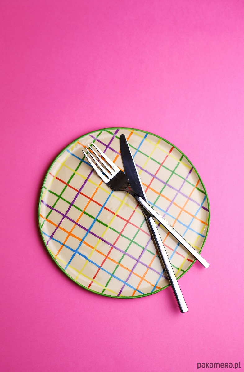 Ceramiczny talerz w kratkę - Pakamera.pl