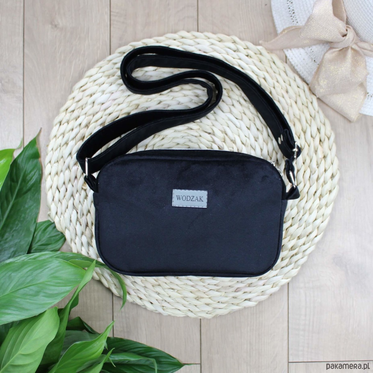 Torebka damska mini listonoszka - czarny welur - Pakamera.pl