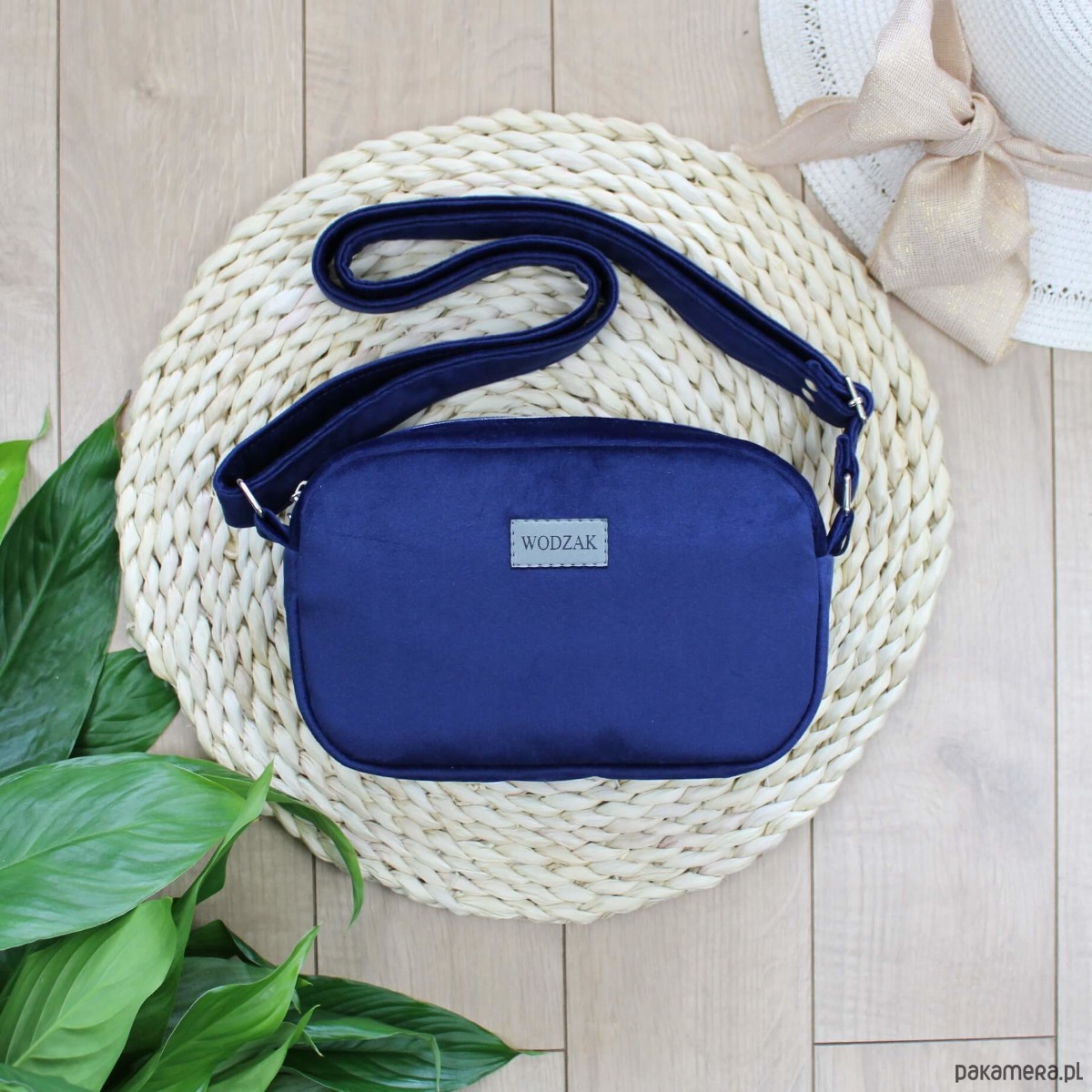 Torebka damska mini listonoszka - granatowy welur - Pakamera.pl