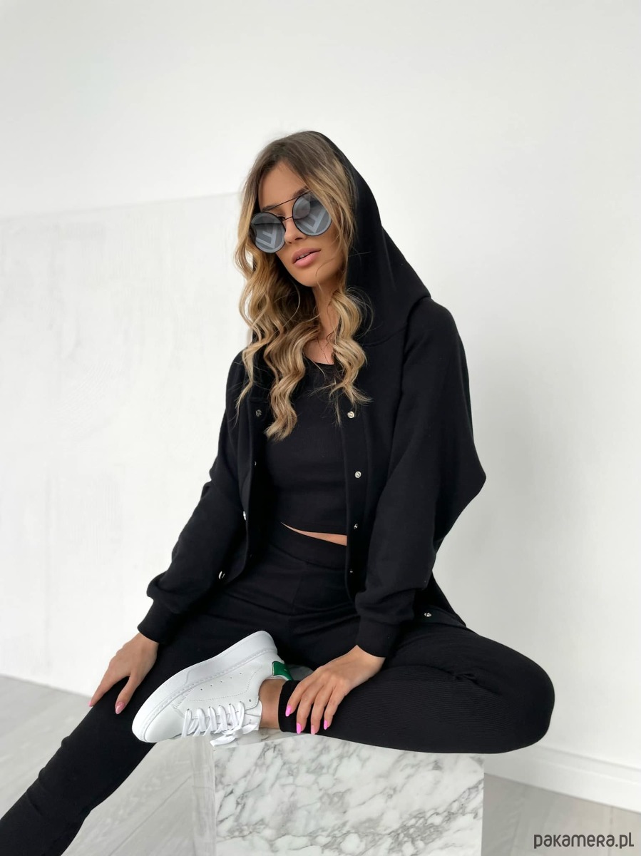 Rozpinana bluza z kapturem STAY ME BLACK - Pakamera.pl