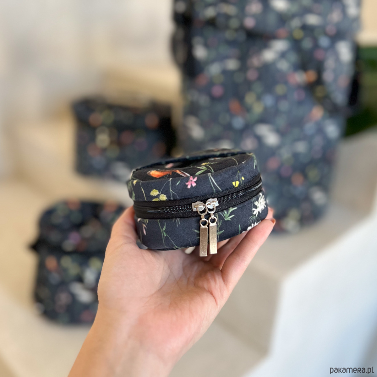 Szkatułka na biżuterię - Pakamera.pl