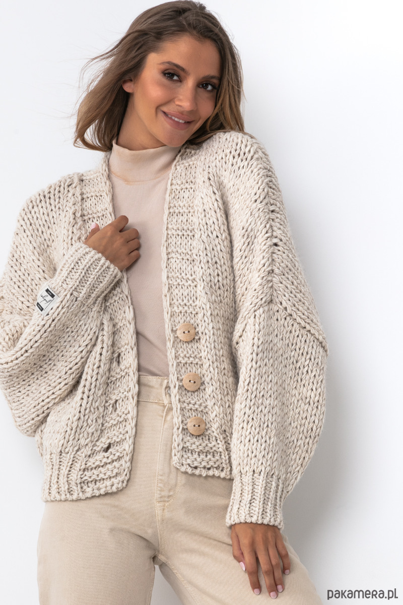 Krótki zapinany kardigan o grubym splocie F1501 - Pakamera.pl