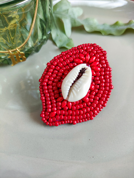 Czerwona broszka wulwa Passion - Pakamera.pl